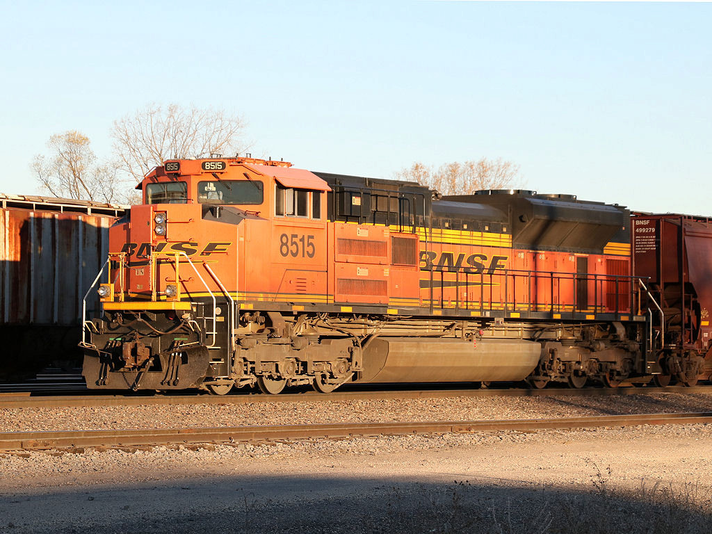 BNSF 8515